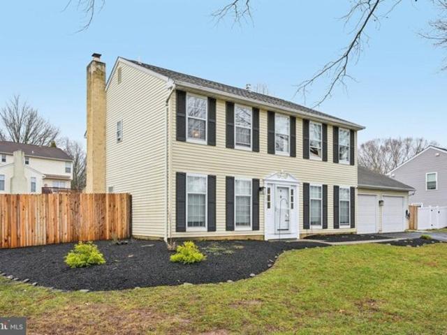 Bedford Ln, Lansdale, Home For Sale