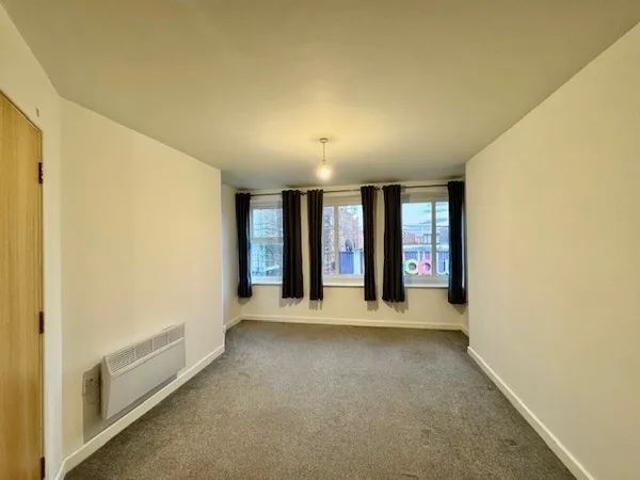 Bedford Place, Central