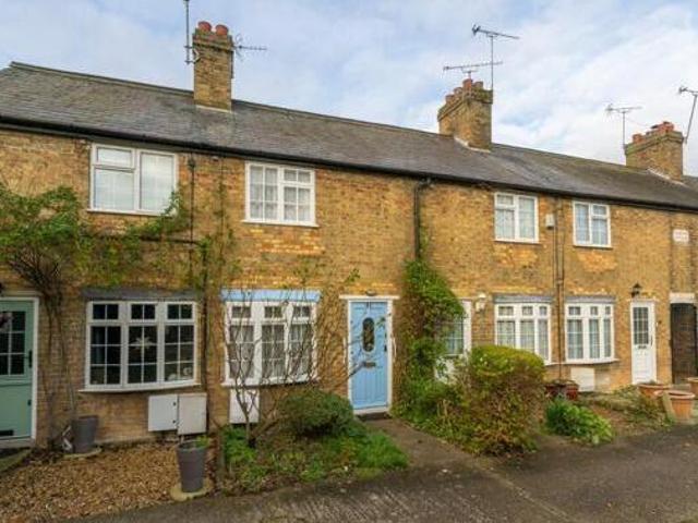 Bedford Road, Barton le clay, 2 Bedroom Cottage