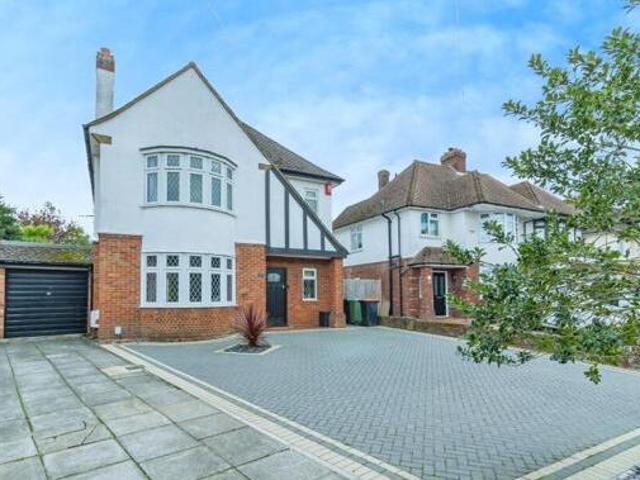 Bedford Road, Barton le clay, 4 Bedroom Detached