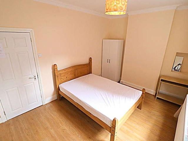 Bedford Road, Kempston, Bedford, MK42