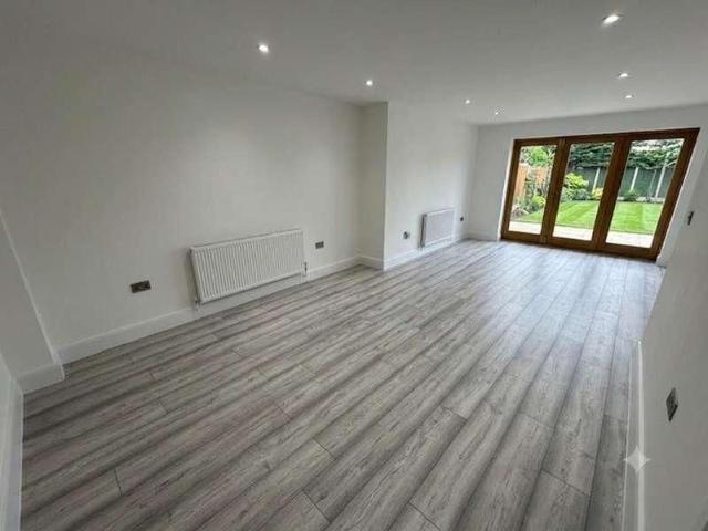 Bedford Road, Mill Hill, NW7