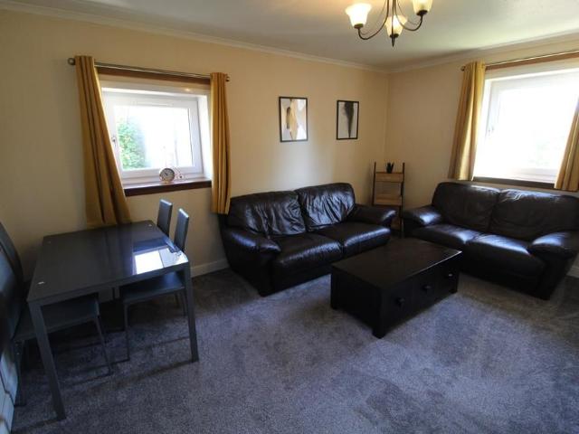 Bedford Road, Top Floor AB24, 3 bed flat to rent, £1,110 pcm | PrimeLocation