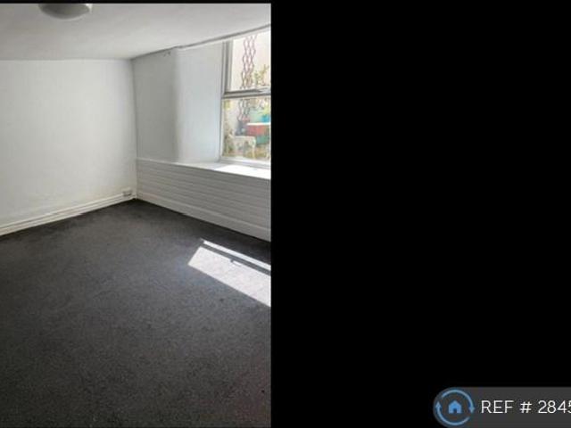 Bedford Row, Worthing, BN11 1 bed flat to rent £1,000 pcm £231 pw