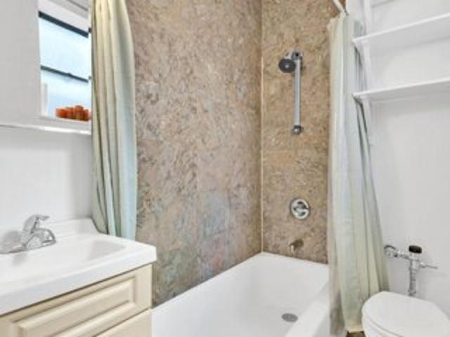 Bedford St Apt A, New York, Property For Sale