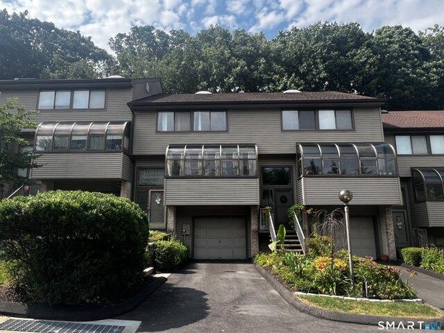 Bedford St Apt C, Stamford, Home For Sale