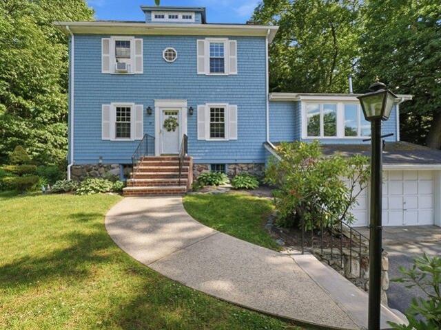 Bedford St, Burlington, Home For Sale