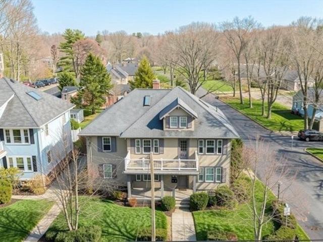 Bedford St Unit,lexington, Condo For Sale