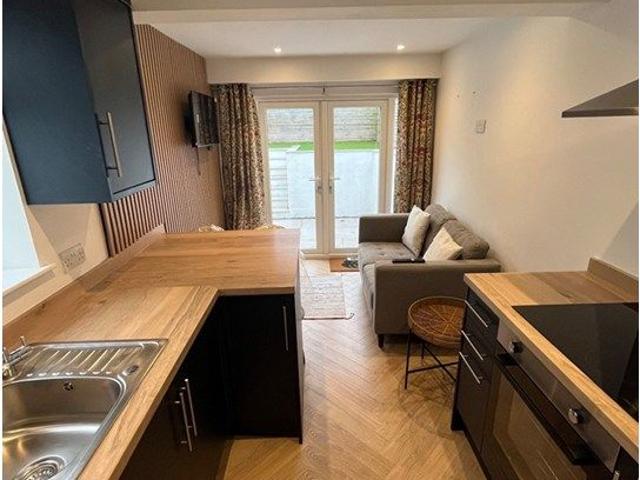 Bedford Street, Cardiff CF24, 1 bed flat to rent, £875 pcm | PrimeLocation