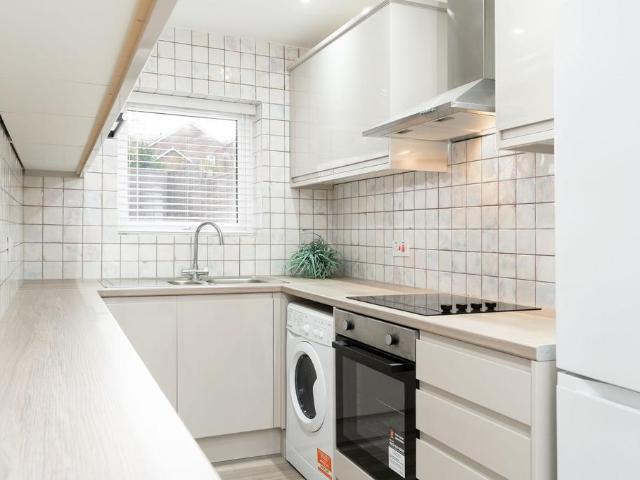 Bedford Street, Cardiff, CF24 4 bed terraced house to rent £2,300 pcm £531 pw