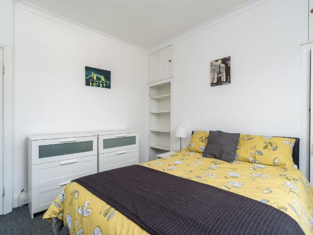 Bedford Street, Plymouth PL2, Room to rent, £495 pcm | PrimeLocation