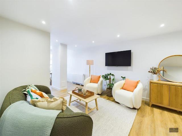Bedford Street, Princesshay Square, Exeter EX1, 2 bed flat to rent, £1,733 pcm | PrimeLocation