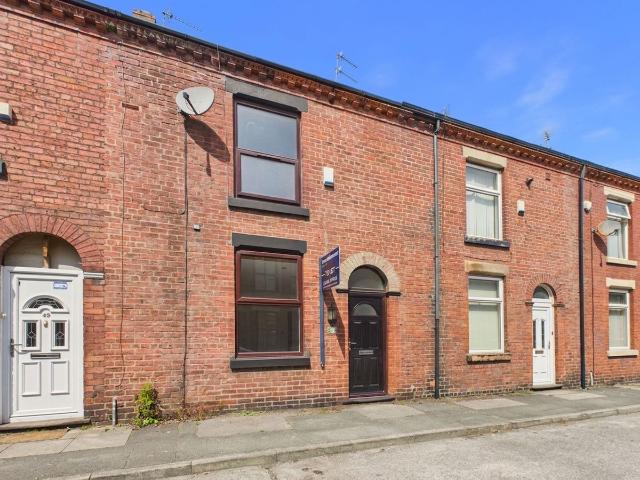 Bedford Square, Leigh WN7, 3 bed terraced house to rent, £925 pcm | PrimeLocation