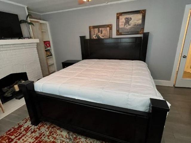 Bedroom ONLY for Rent Panthersville