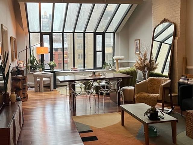 Bedroom available in spacious luxury loft