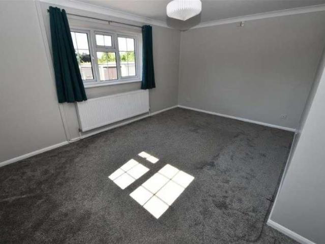 Bedroom Detached House In Liphook, GU30