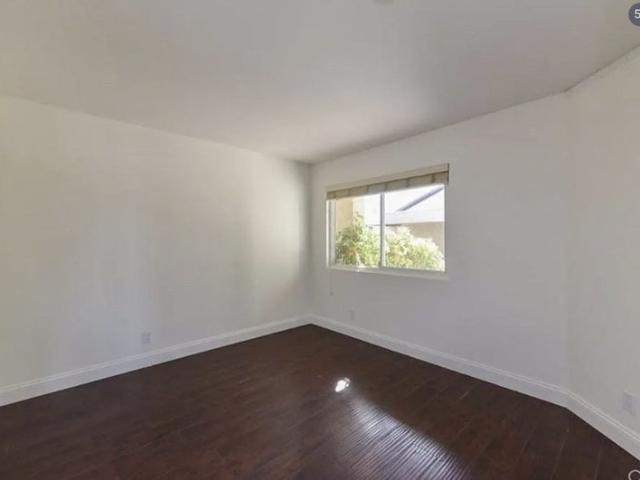 Bedroom for rent near UCI