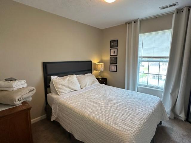 Bedroom for Rent #fully furnished miles to Ford E