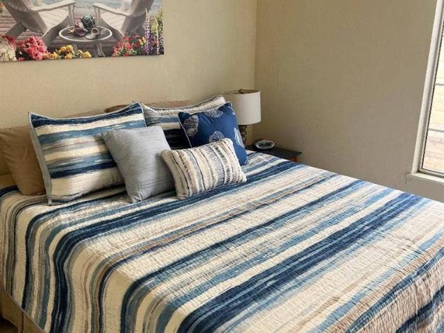Bedroom for Rent in Beautiful home
