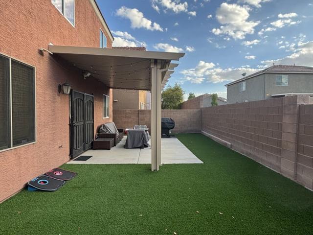 Bedroom for rent in the southwest