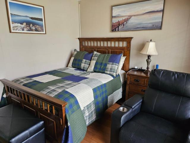Bedroom for rent Parkdale Area, Corpus Christi, TX