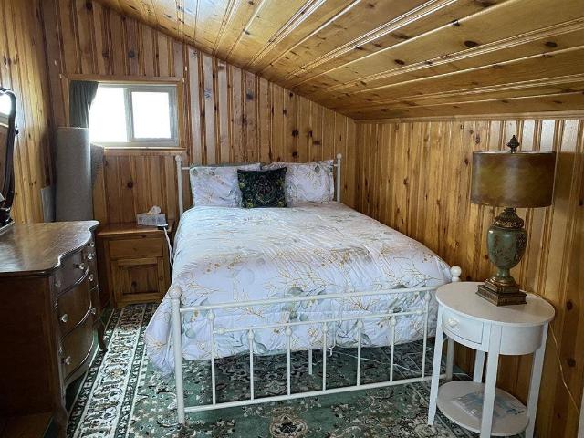 BEDROOM FOR RENT