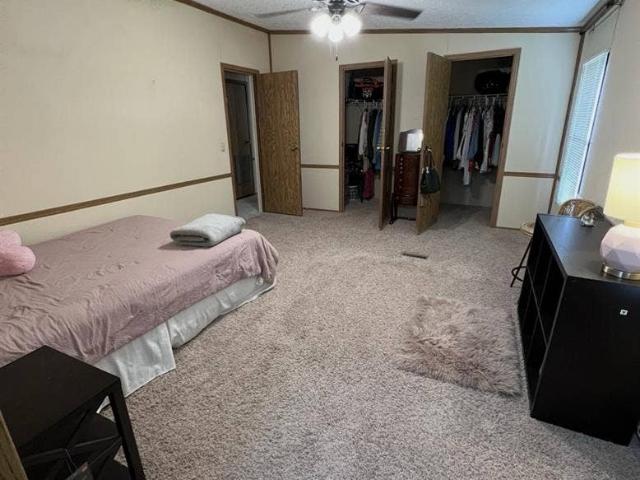 Bedroom for rent
