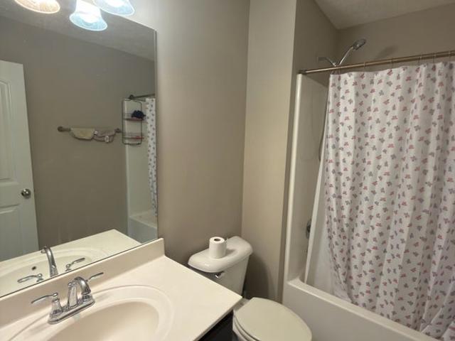 bedroom for rent
