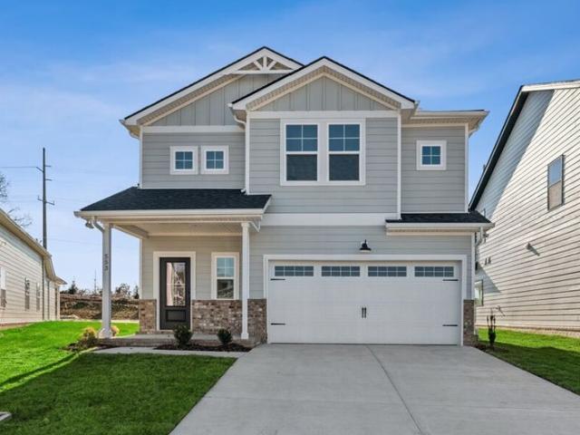 Bedroom in a new 5bed/3.5 bath house near opryland