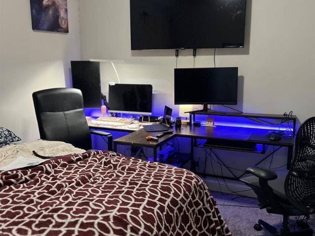 Bedroom in Cypress