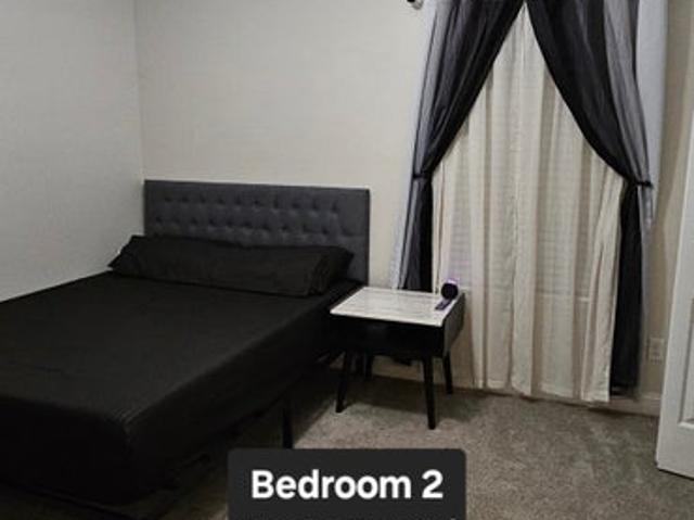 Bedroom rental inside 3BB Home