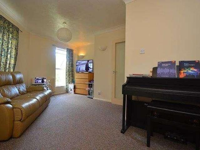 Bedroom T Floor In Godalming, GU7