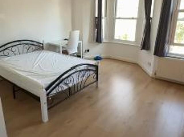 Bedroom To Let
