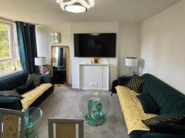 Bedroom To Let