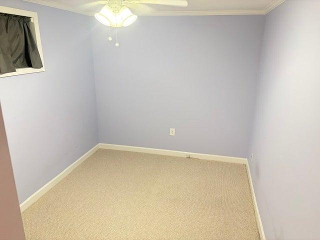 bedroom w private bathroom available for rent