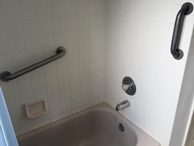 Bedroom with Bathroom