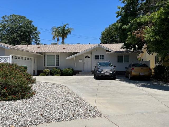 Bedroom with Private Bath $1,225 Canoga Park 91304