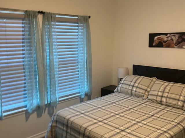 Bedroom with Private Bathroom. Bills paid. For