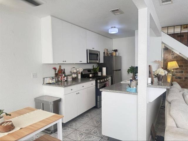 Bedroom with utilities included