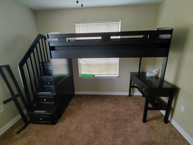 Bedrooms for rent / Students preferred