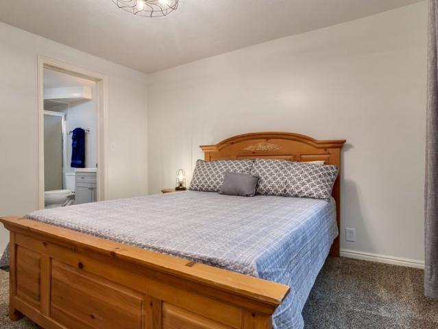 BedroomShared Bathroom. For a female tenant