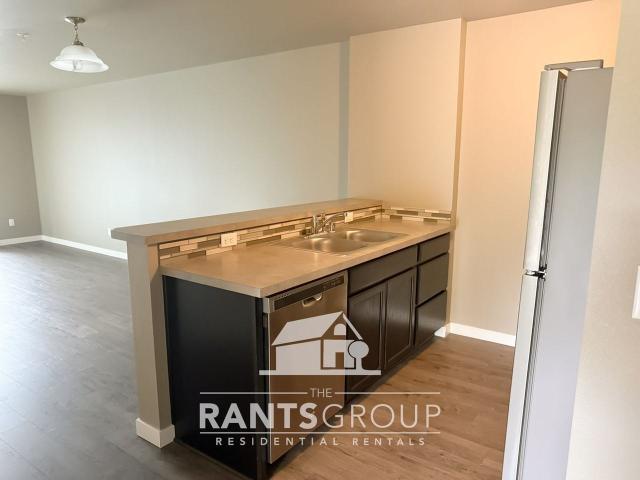Bedrock Apartments 2 Bedroom Apartment for Rent at 1992 Ridgeview Loop Sw, Tumwater, WA 98512