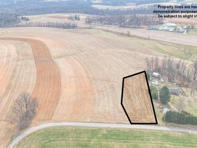 Bedrock Rd, Felton, PA 17322