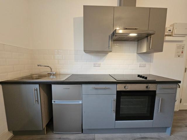 BEDSIT 11/87 London Road, London Road, Brighton