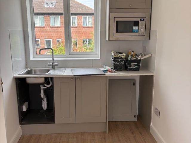 Bedsit, Myddelton Road, N8