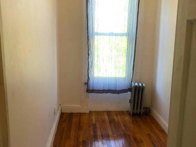 Bedstuy Room for Rent