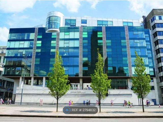 Beetham Plaza, Liverpool L2, 3 bed flat to rent, £1,900 pcm | PrimeLocation