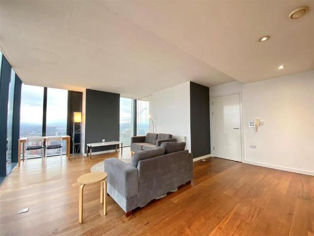 Beetham Tower, Deansgate, Manchester 2 bed apartment to rent £1,600 pcm £369 pw