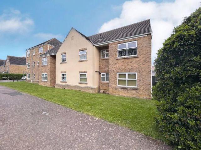 Beevor Court, Sapley, Huntingdon 2 bed apartment to rent £1,050 pcm £242 pw