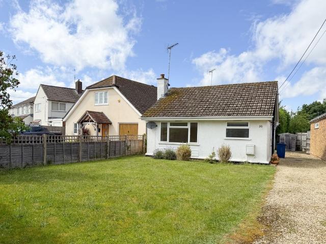 Beech Tree Road, Holmer Green, High Wycombe HP15, 1 bed property to rent, £1,100 pcm | PrimeLocation